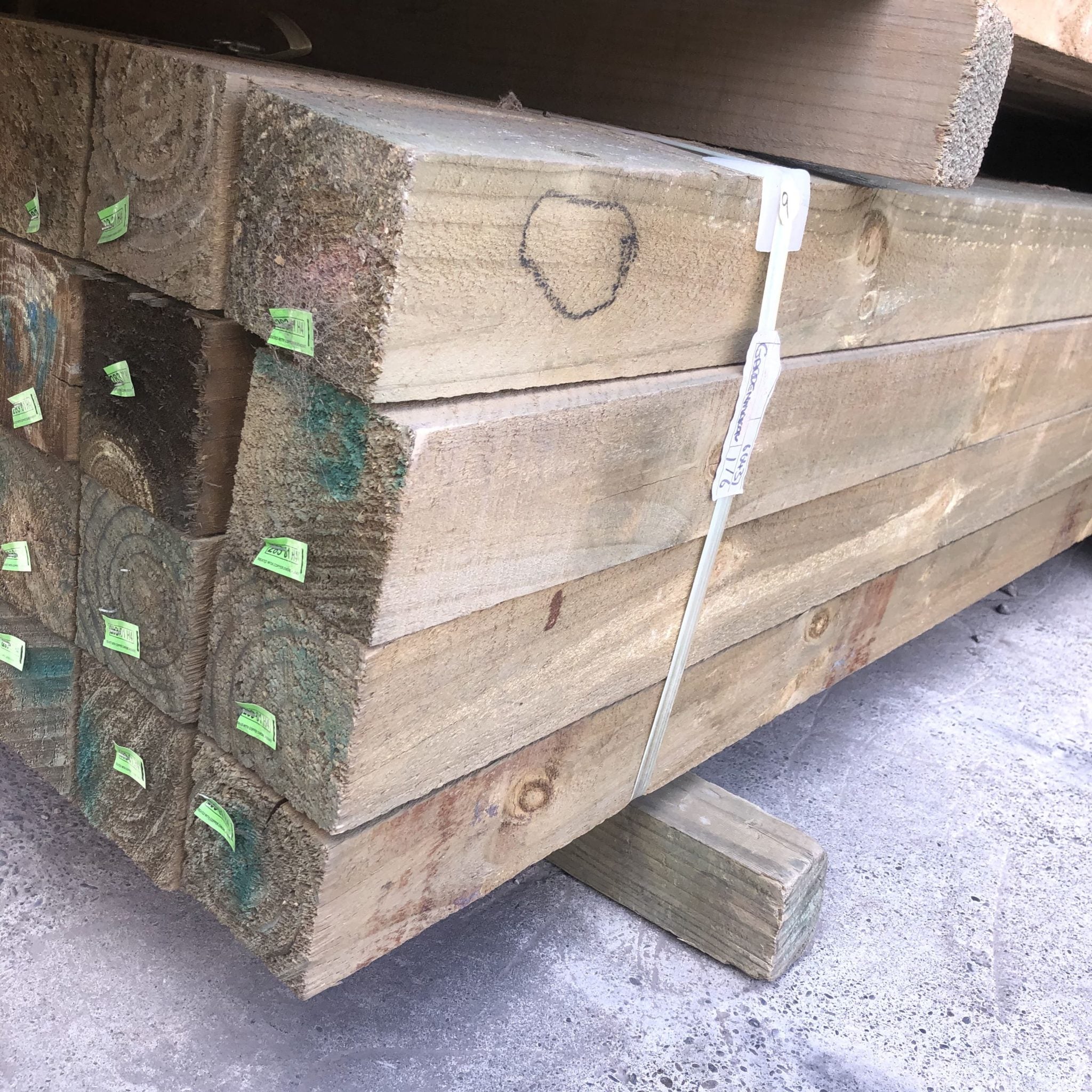 100 x 100 H4 RS Post - 1.0m – Gardenmakers Landscape Supplies