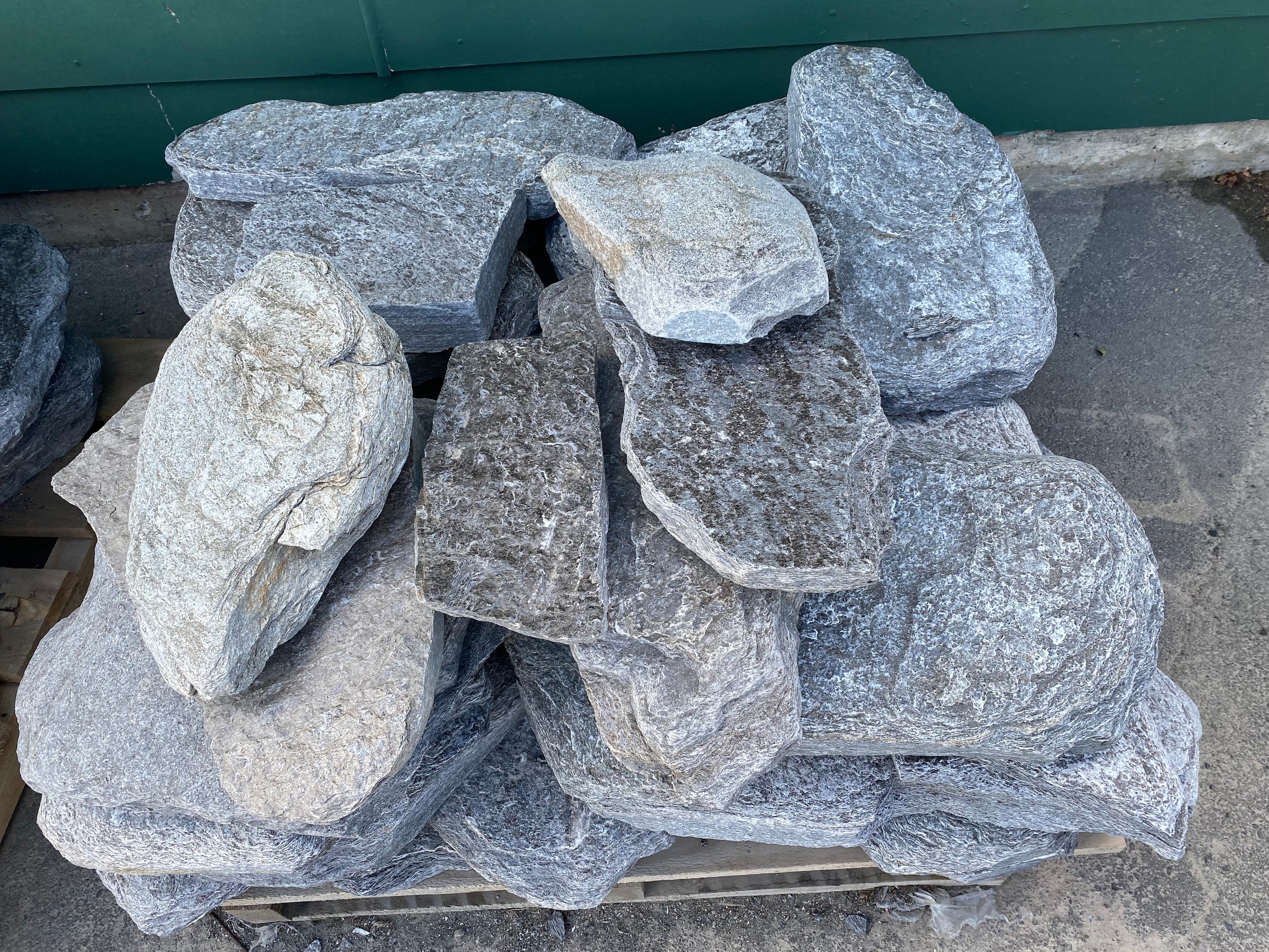 Westland Schist Flat Stones – Gardenmakers Landscape Supplies